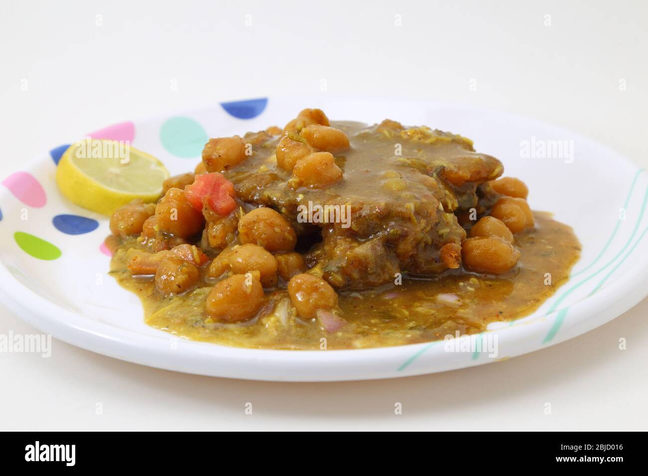 Dahi aloo tikki chaat hi-res stock photography and images - Alamy