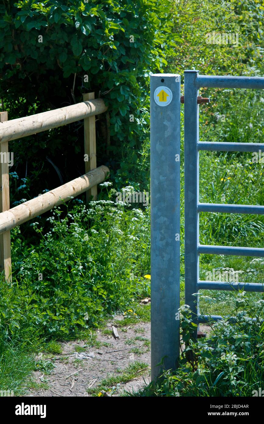 Blocking gates hi-res stock photography and images - Alamy