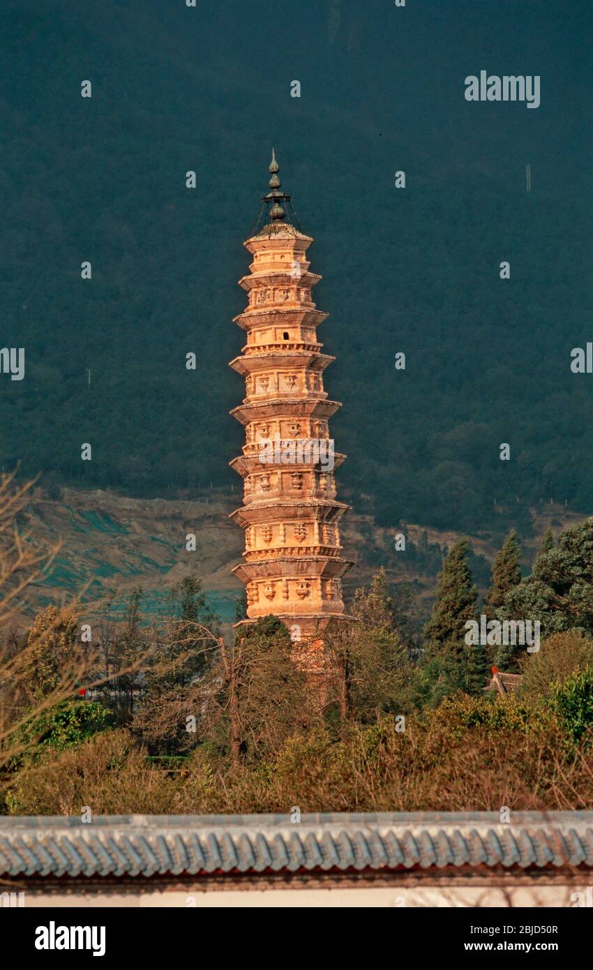 THE SMALLER SAN TA PAGODA (XI SEC.) 42 M HIGH, THREE PAGODAS SAN-TA ...