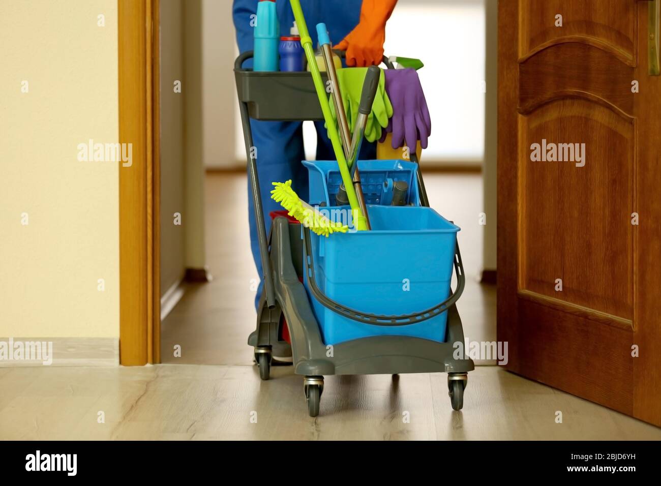 Janitor mop cleaning empty hi-res stock photography and images - Alamy