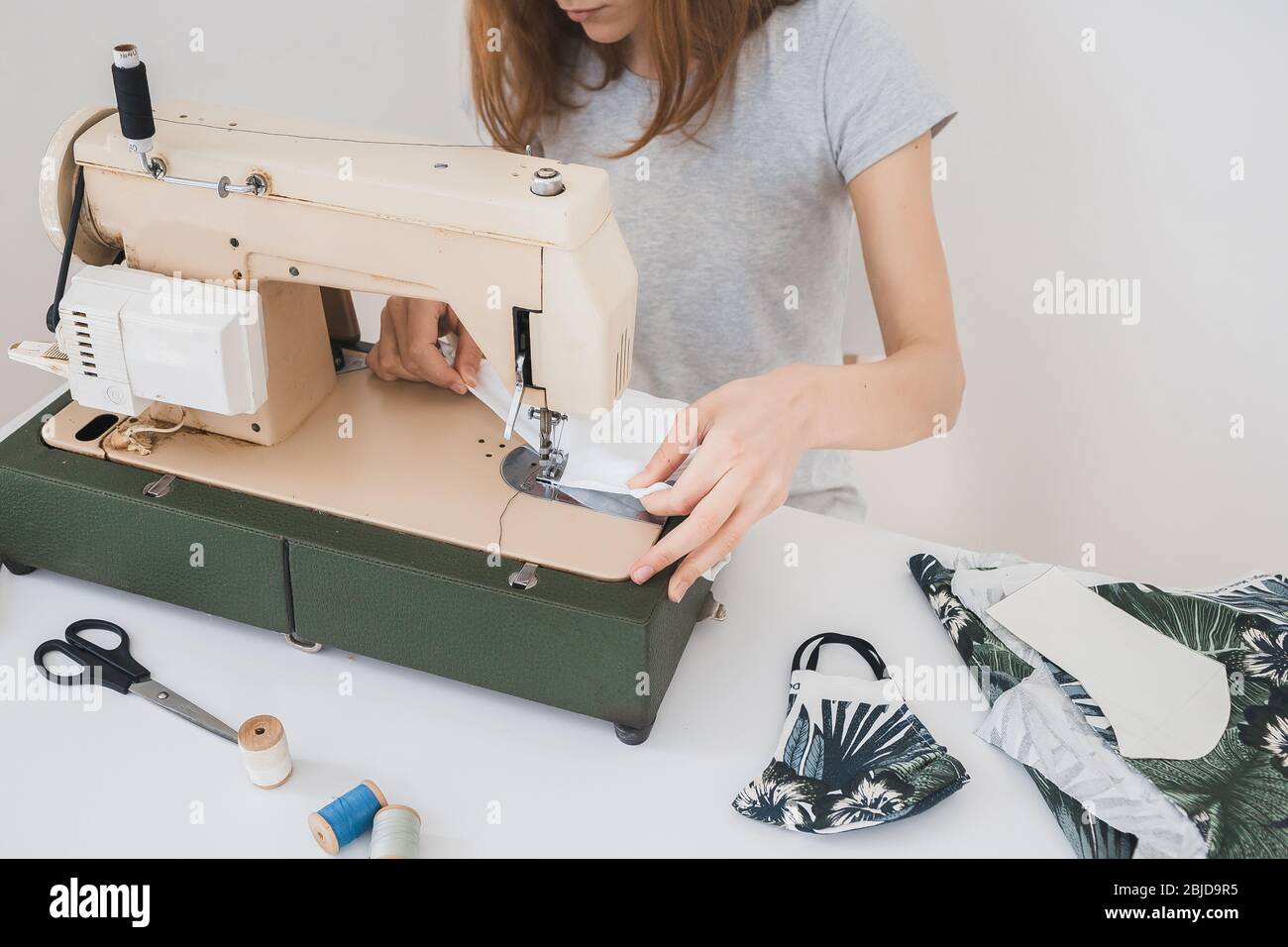 Asian female designer sewing machine hi-res stock photography and ...