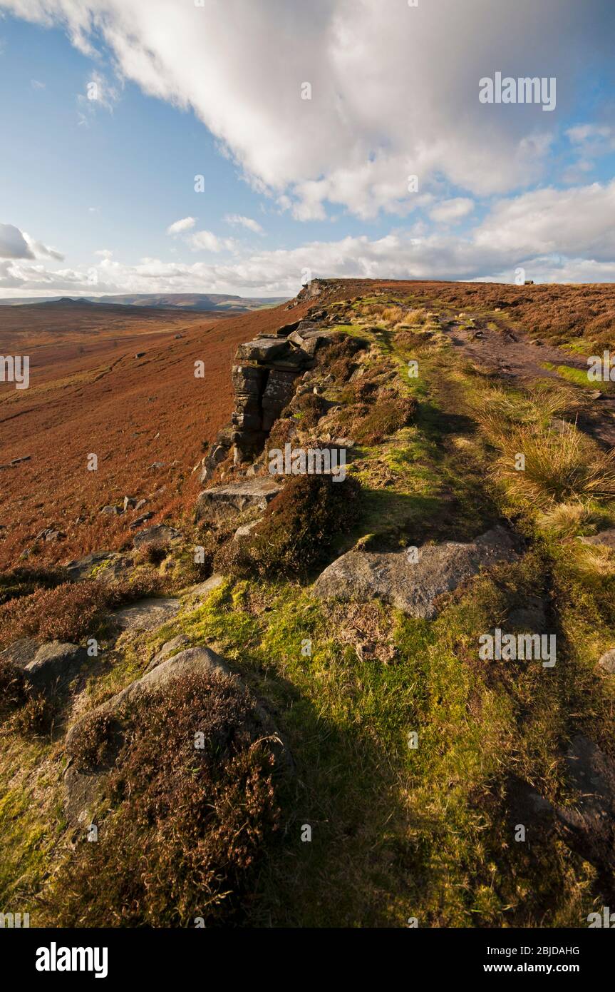 Stanage Edge in the Peak District, Derbyshire, UK Stock Photo - Alamy