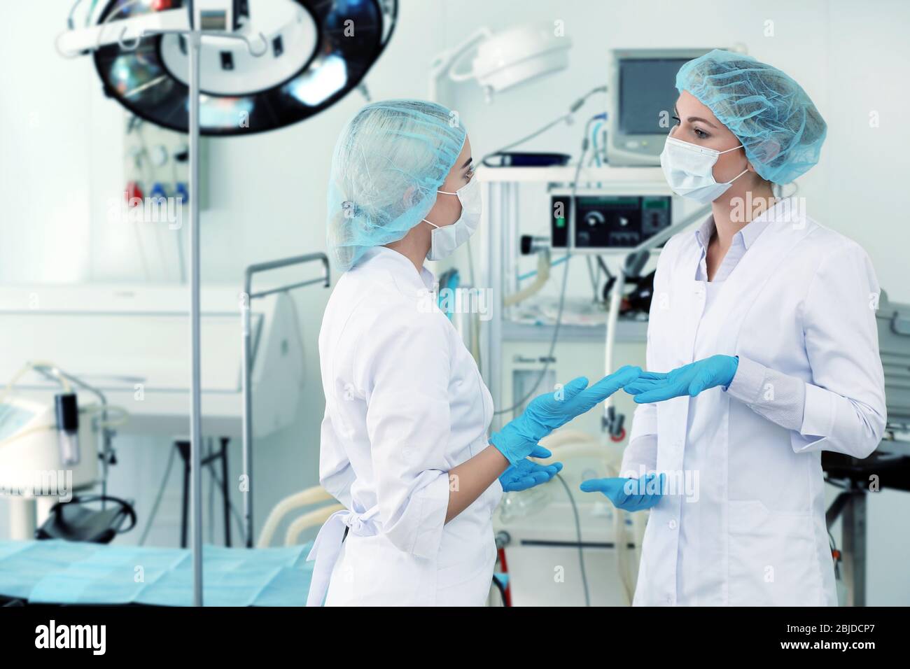 Patient doctor argue hi-res stock photography and images - Alamy