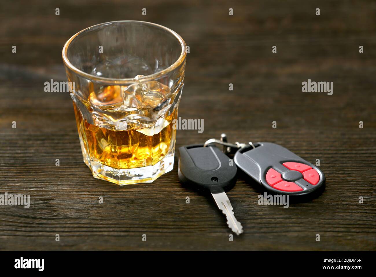Keys on wooden table hi-res stock photography and images - Alamy