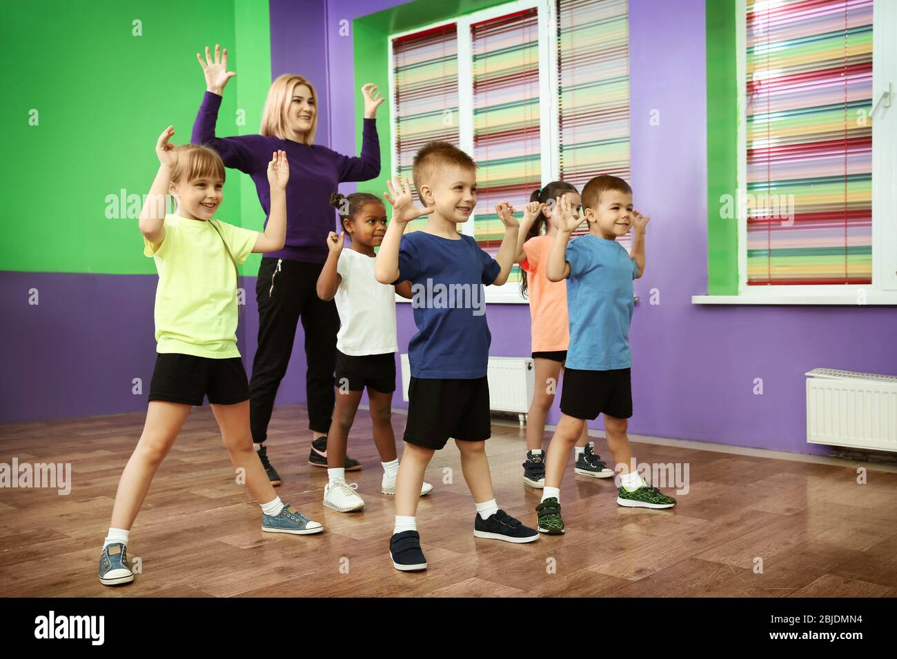 Children dance group gym hi-res stock photography and images - Alamy