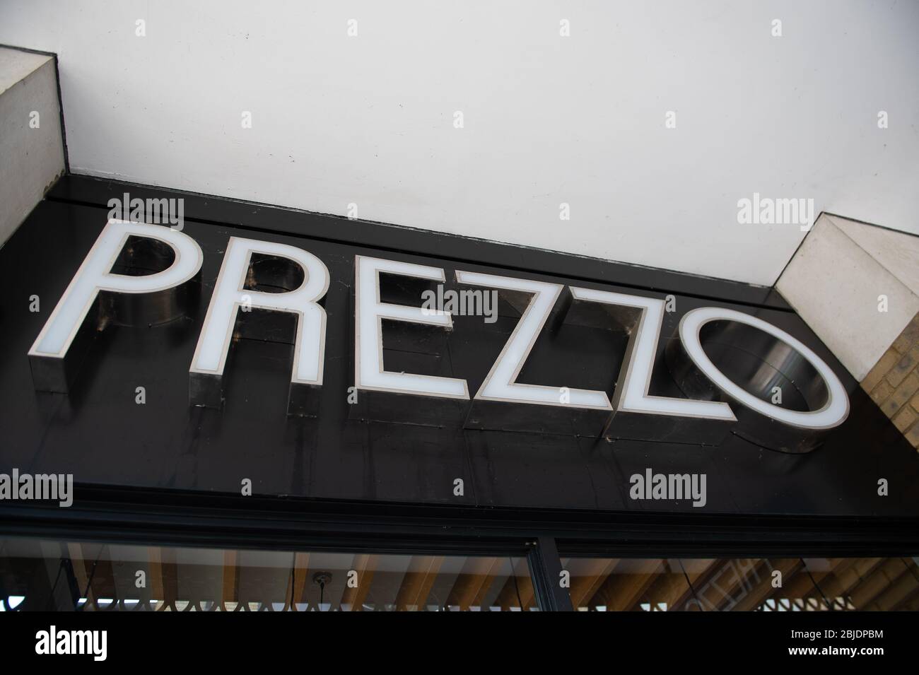 Closed prezzo hi-res stock photography and images - Alamy