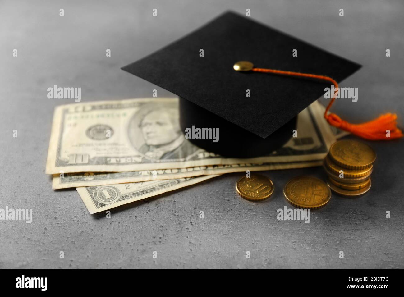 Child graduation money hi-res stock photography and images - Alamy