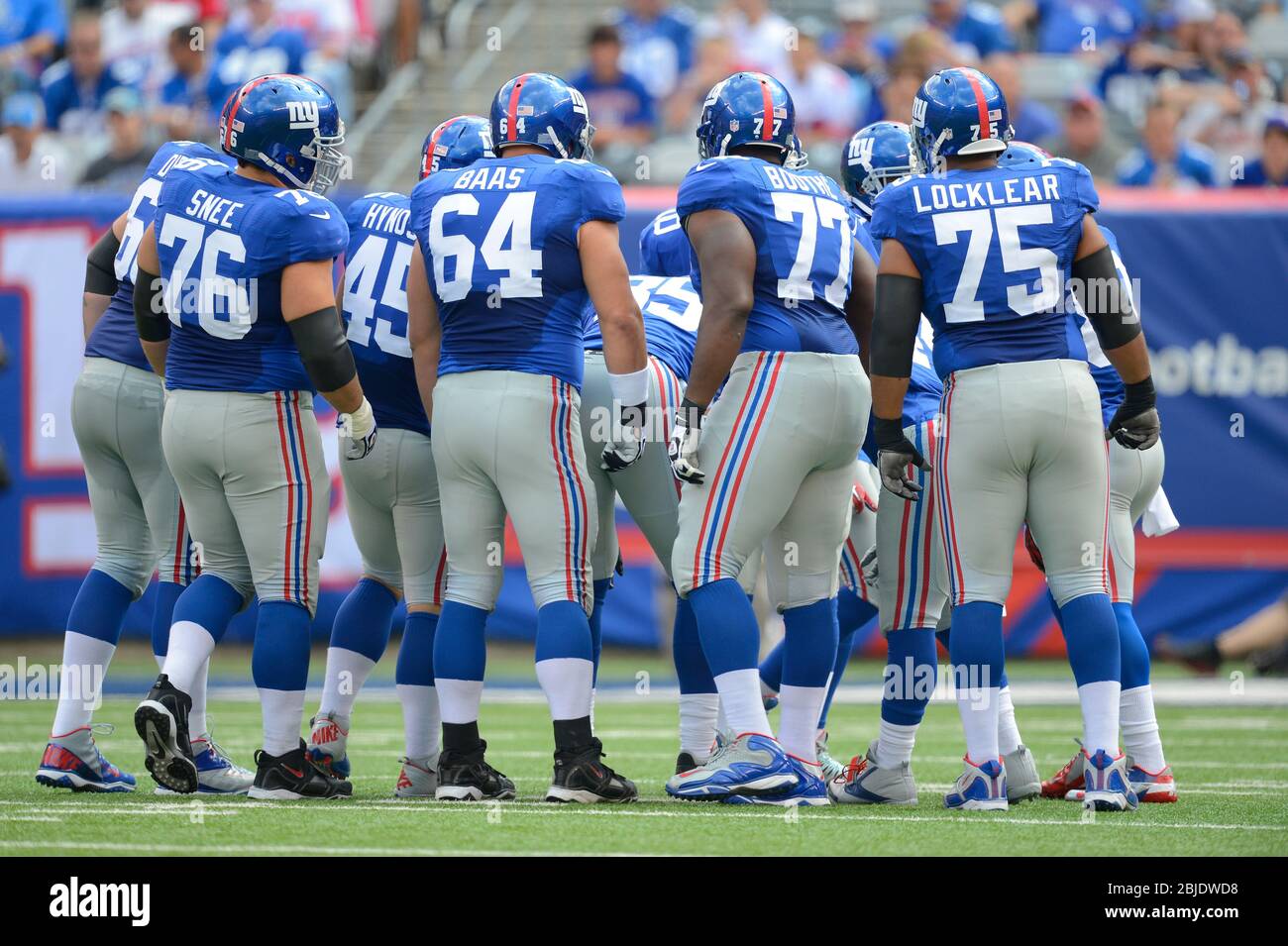 16 September 2012: New York Giants offense in a huddle during a week 2 ...
