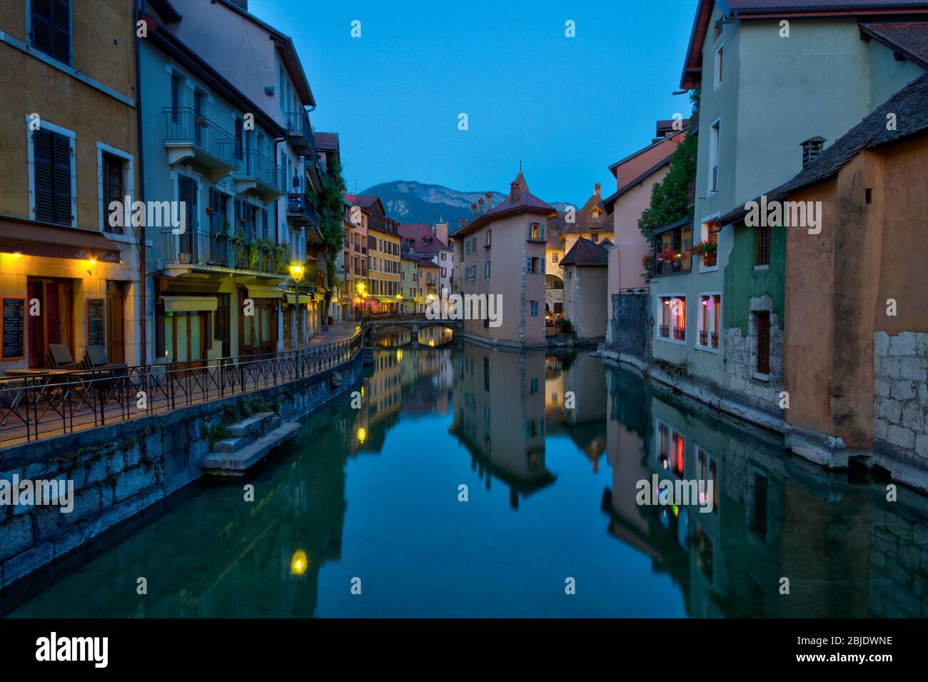 Old palace and canal annecy france hi-res stock photography and images ...