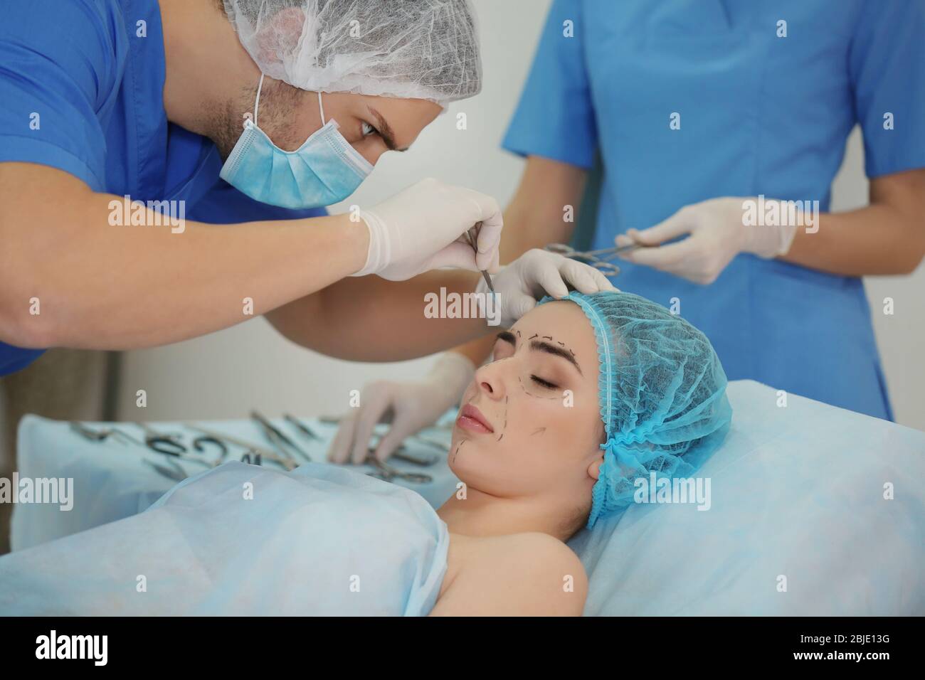 Plastic surgery operating table hi-res stock photography and images - Alamy