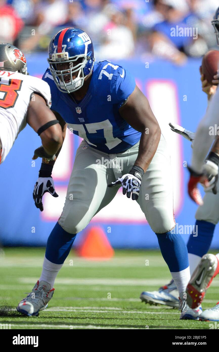 16 September 2012: New York Giants guard Kevin Boothe (77) during a ...