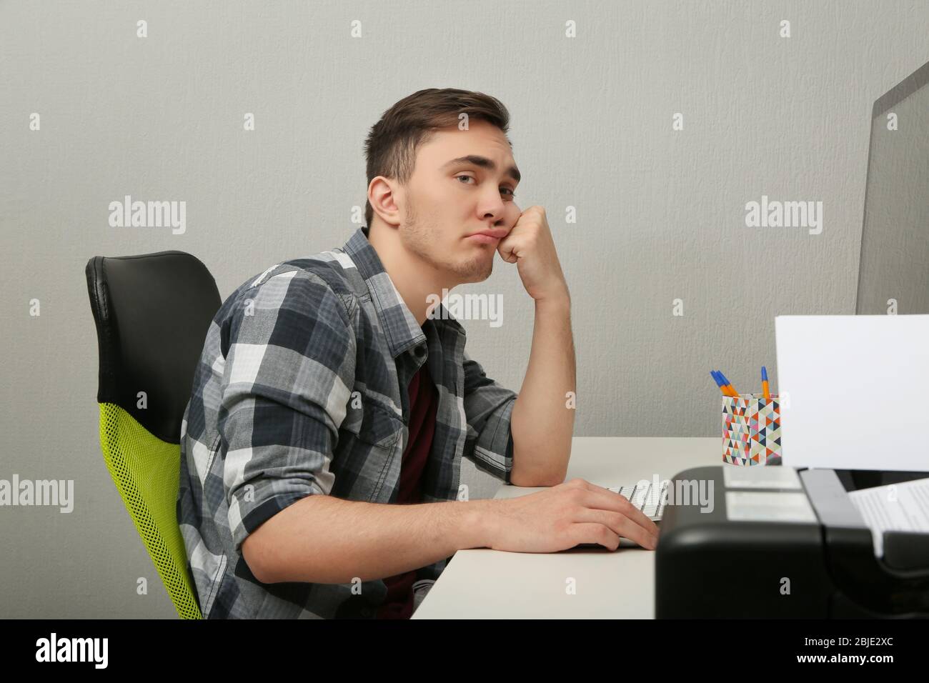 Regret computer hi-res stock photography and images - Alamy