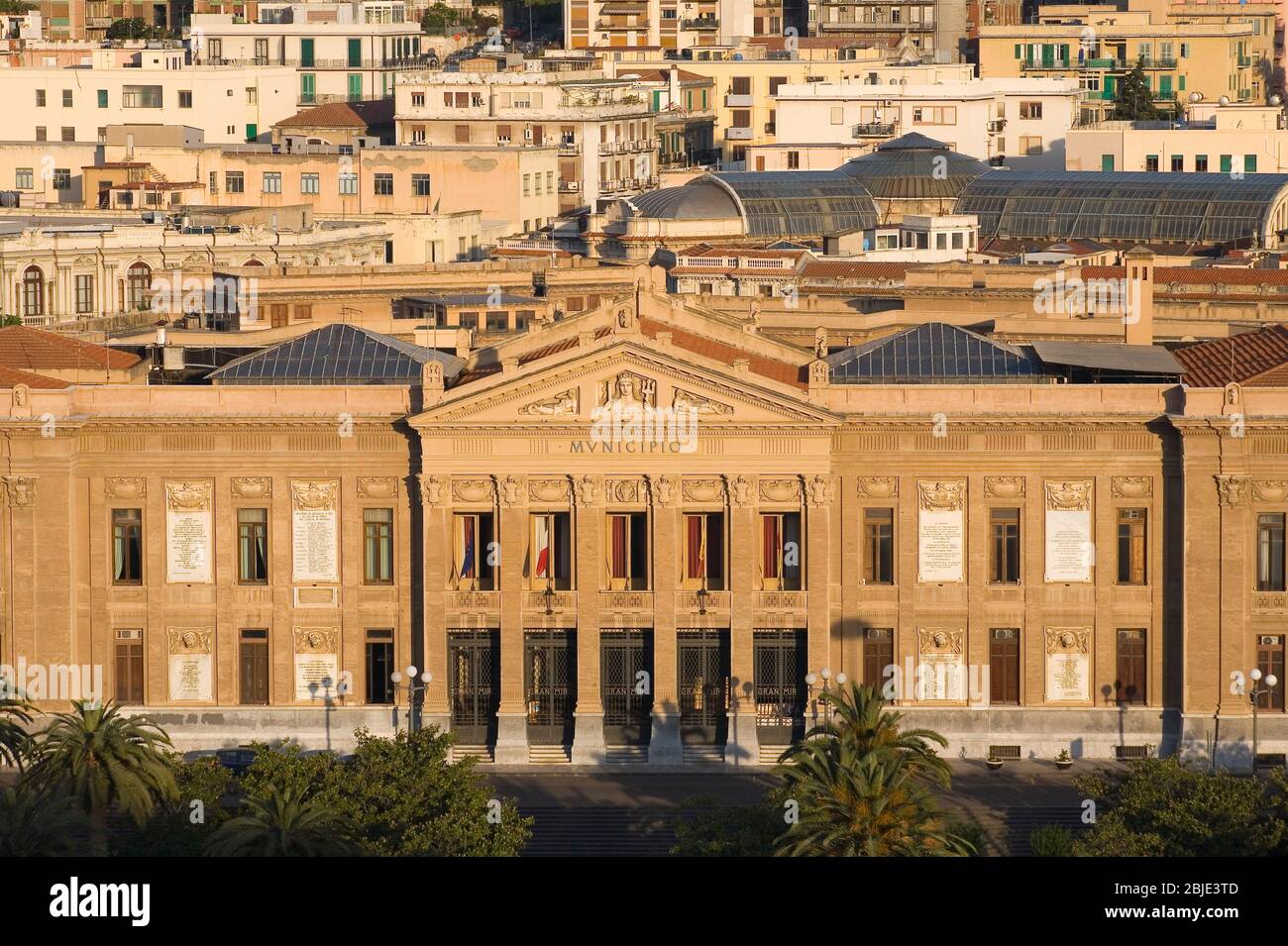 Municipal Building, City of Messina, Sicily, Italy Stock Photo - Alamy