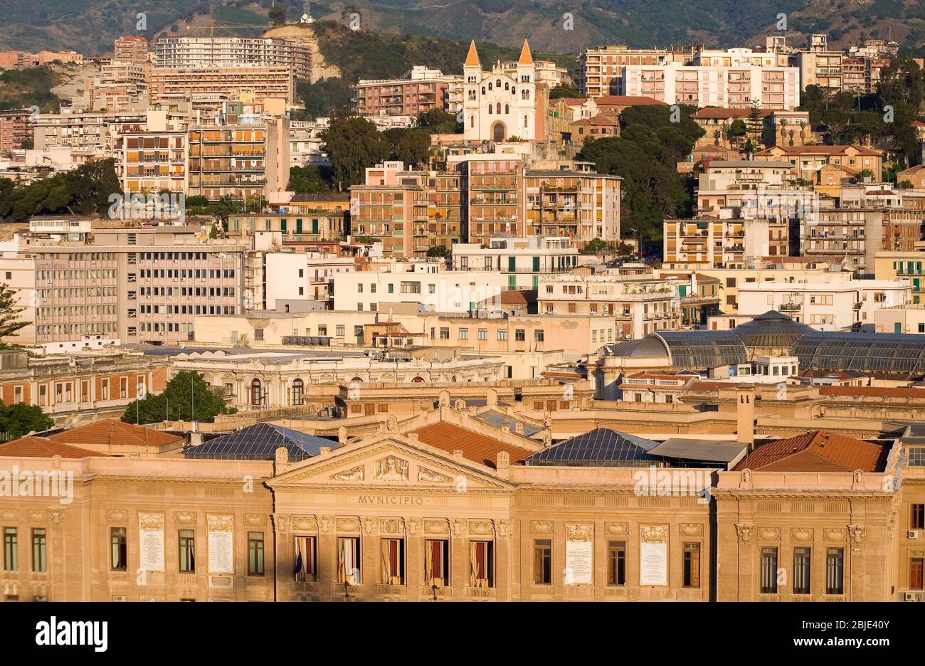 Municipal Building, City of Messina, Sicily, Italy Stock Photo - Alamy