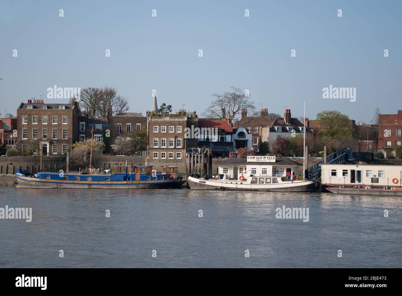 The Dove Pier Garden Barge Lower Mall Hammersmith Riverside Furnivall ...