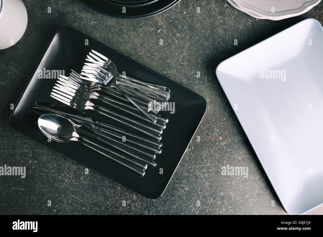 Modern dinnerware hi-res stock photography and images - Alamy