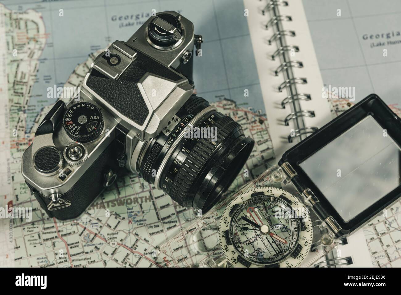 Old vintage road map hi-res stock photography and images - Alamy