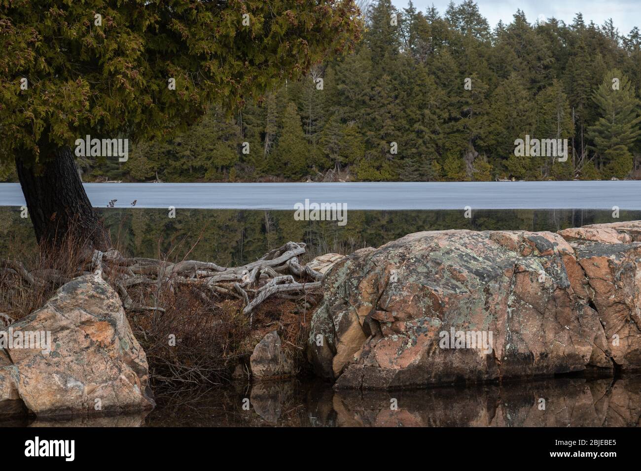 Smoke lake algonquin provincial park hi-res stock photography and ...