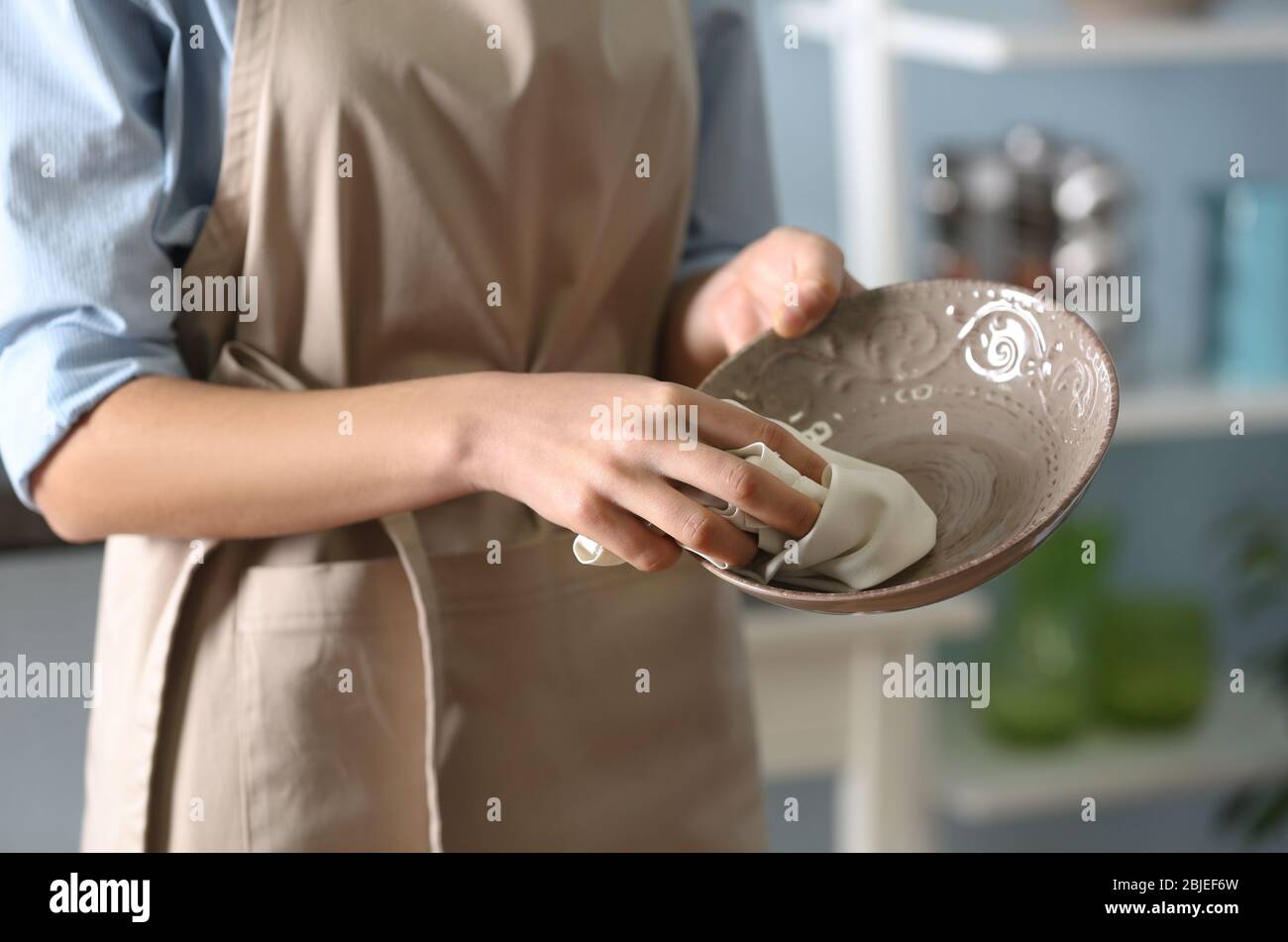 Wiping plate hi-res stock photography and images - Alamy