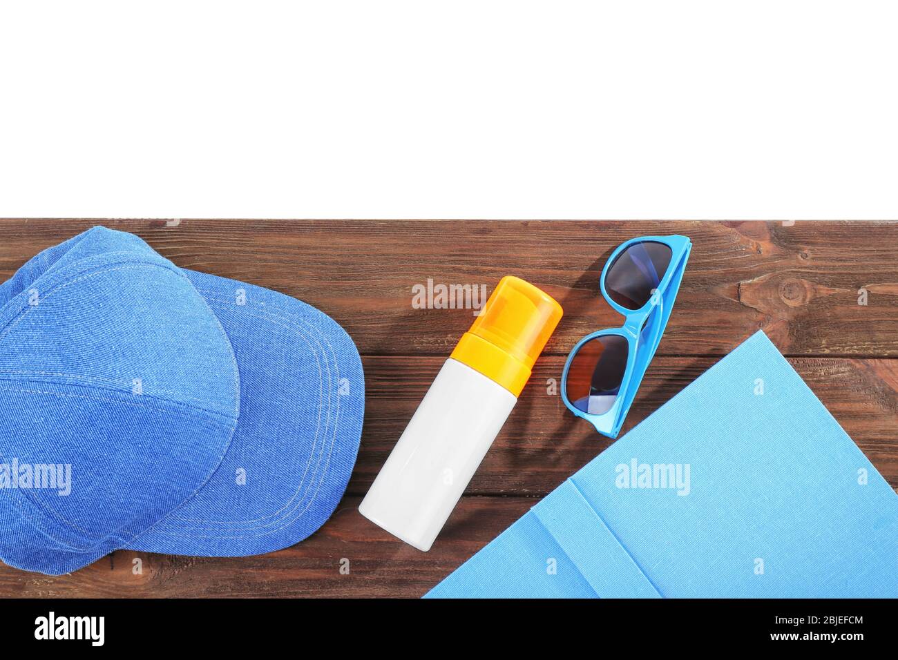 Cap of sunscreen hi-res stock photography and images - Alamy