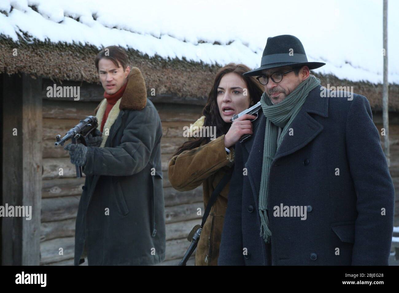 ENEMY LINES, center: Ekaterina Vladimirova, right: Pawel Delag, 2020 ...