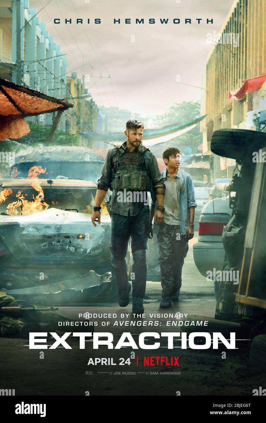 EXTRACTION, US poster, from left: Chris Hemsworth, Rudhraksh Jaiswal ...