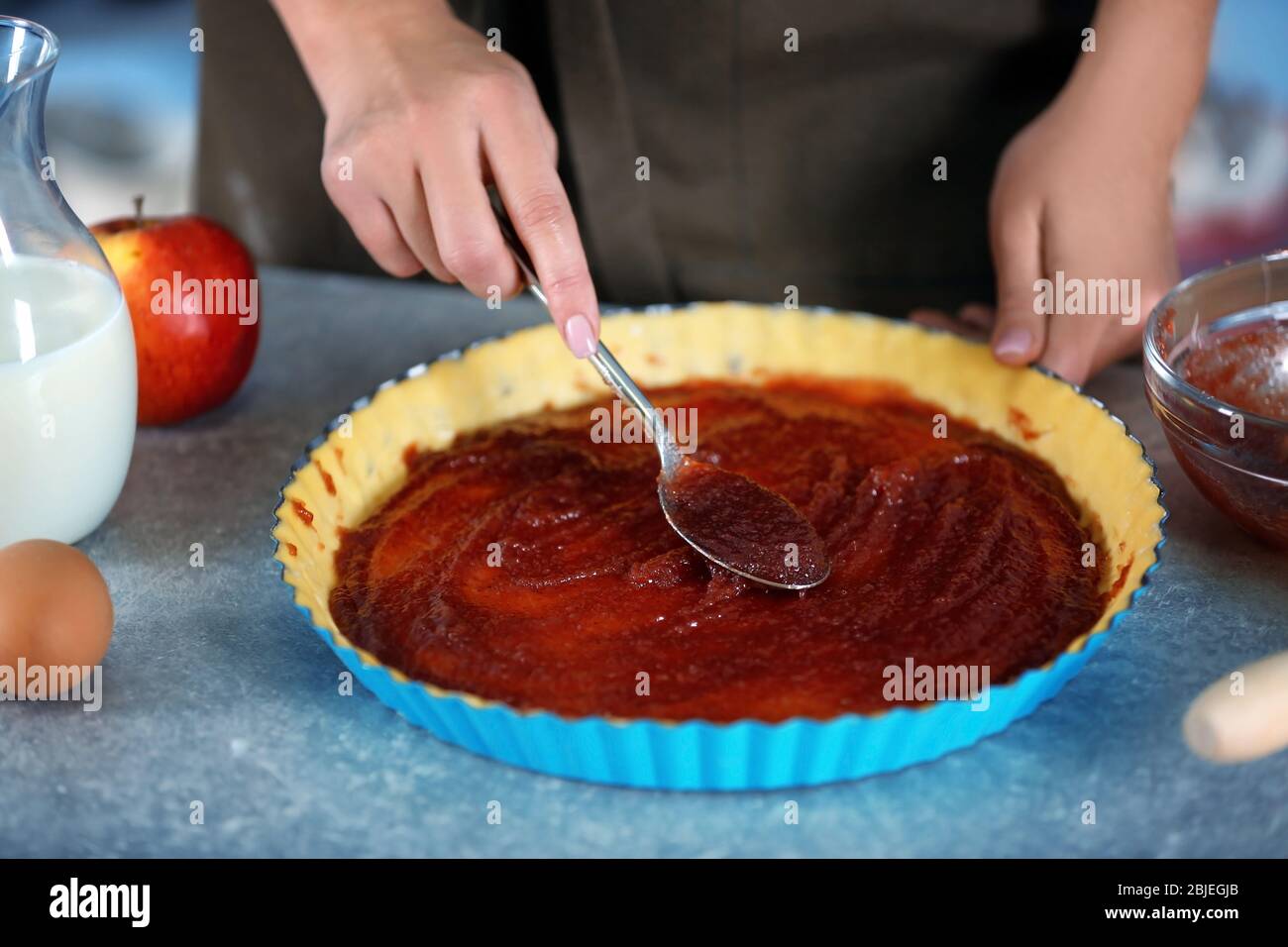 Female hands mold homemade hi-res stock photography and images - Alamy