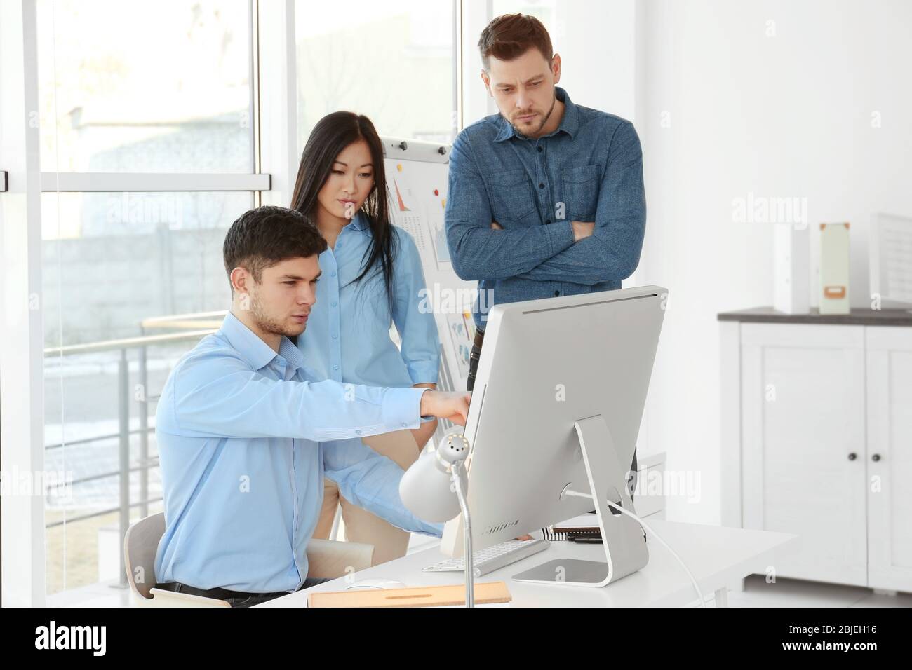 Young people software programmers hi-res stock photography and images ...