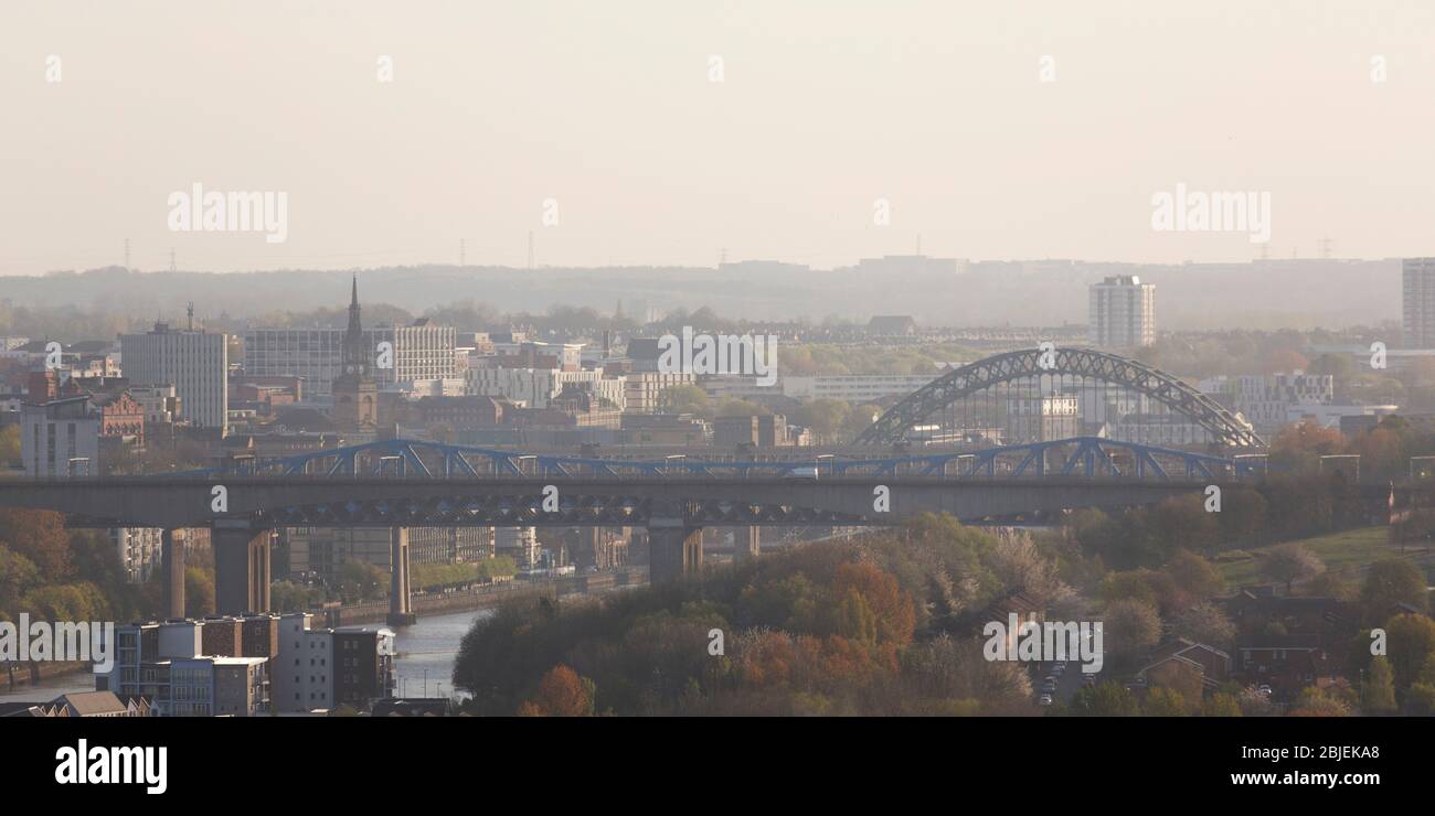 The redheugh bridge hi-res stock photography and images - Alamy