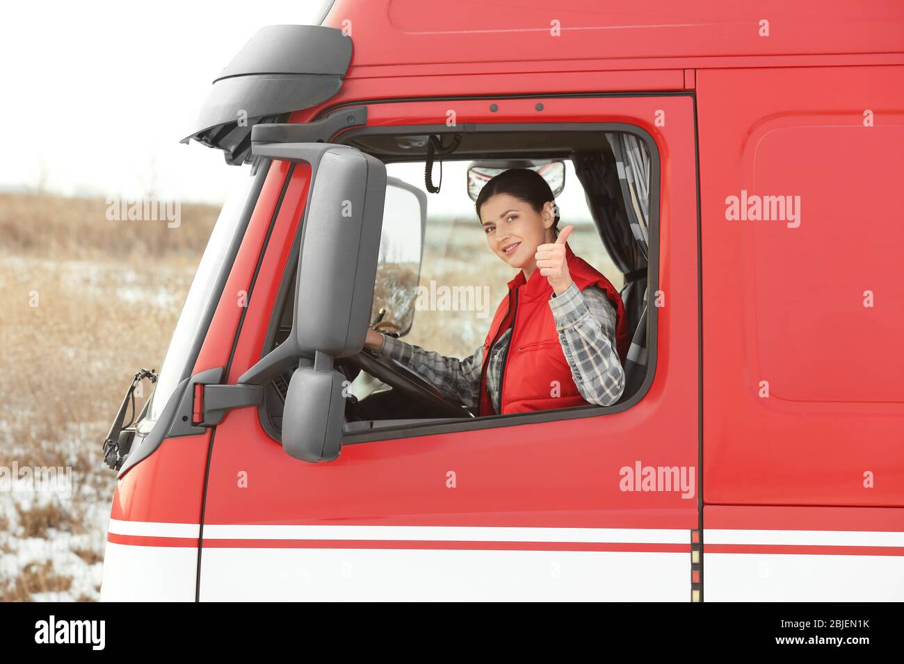 Woman truck driver trucker hi-res stock photography and images - Alamy