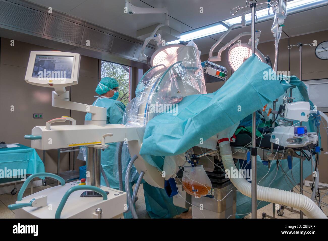 Two hip prosthesis hi-res stock photography and images - Alamy