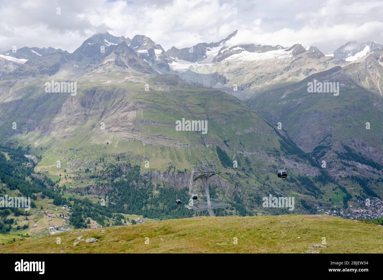 Zermatt gondola hi-res stock photography and images - Alamy