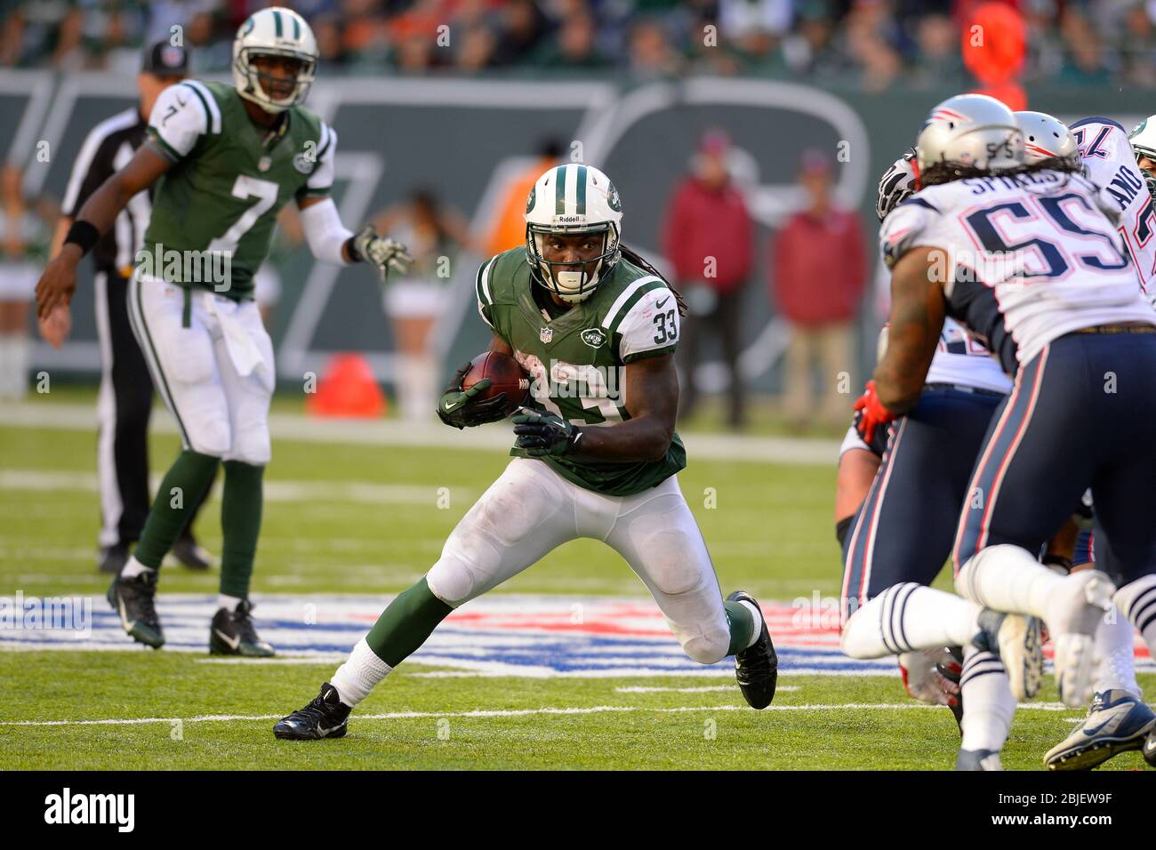 October 20, 2013: New York Jets running back Chris Ivory (33) carries ...