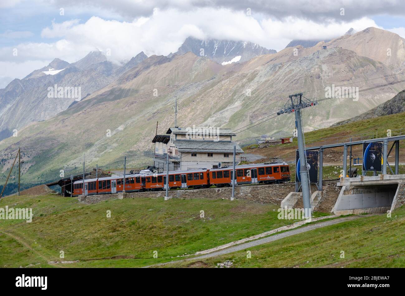 Station of the gornergrat railway hi-res stock photography and images ...