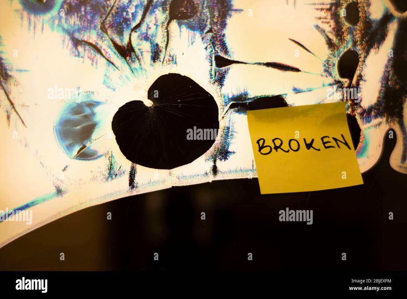 Broken flat screen tv hi-res stock photography and images - Alamy