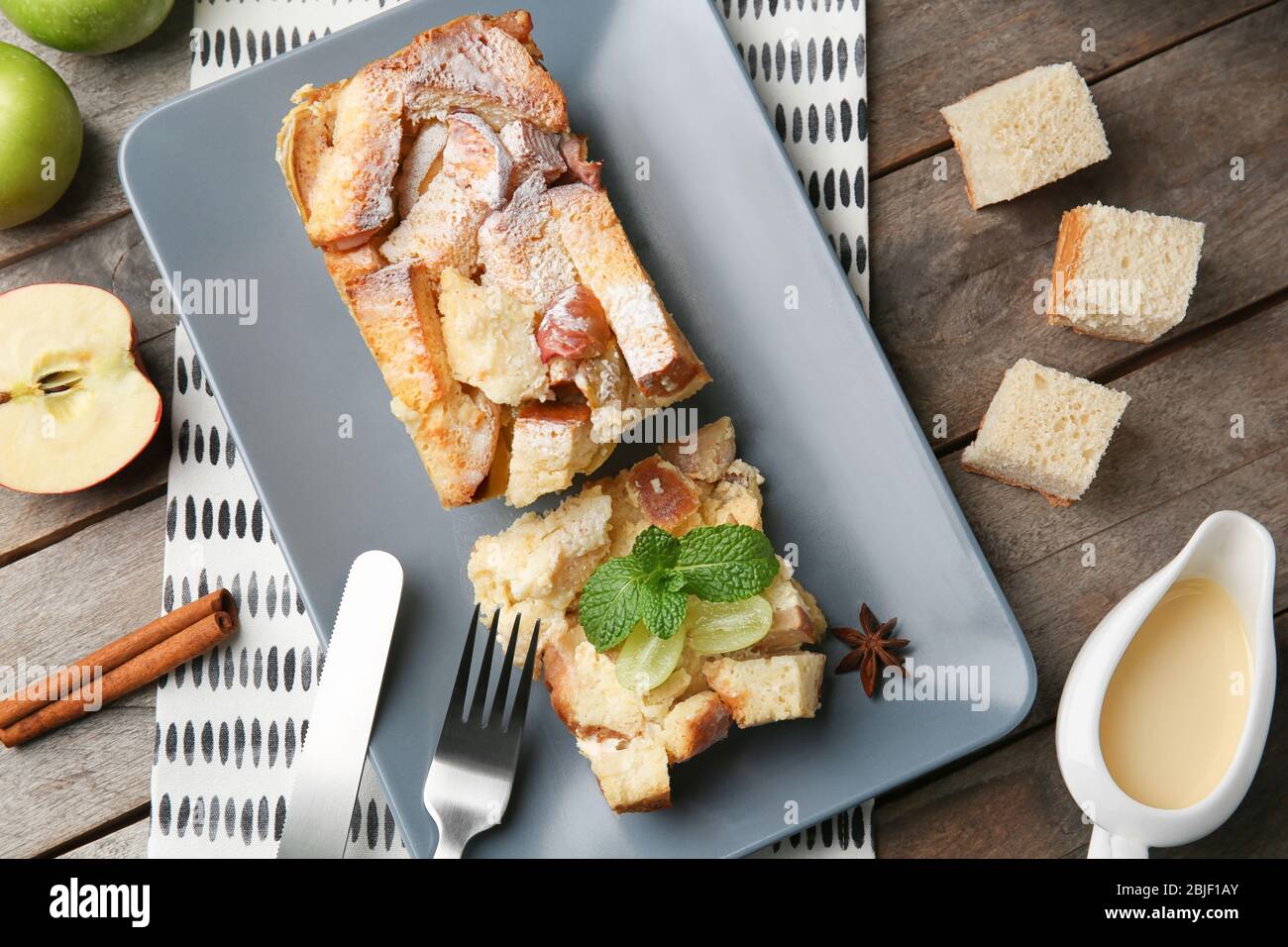 Top view traditional bread pudding custard hi-res stock photography and ...