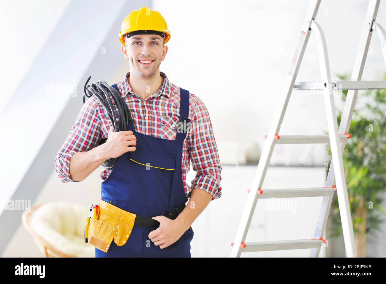 Young electrician hi-res stock photography and images - Alamy