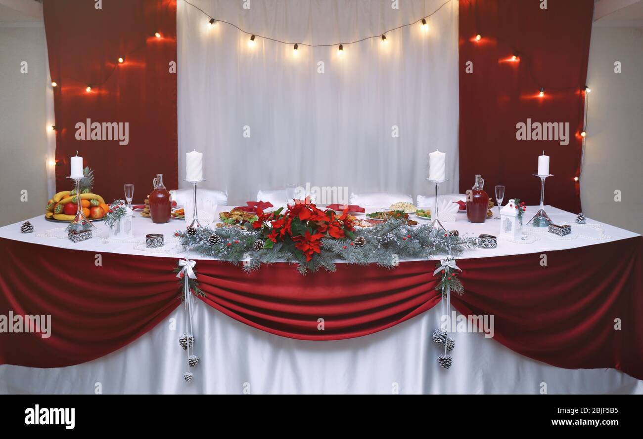 Main wedding table with beautiful decoration Stock Photo - Alamy
