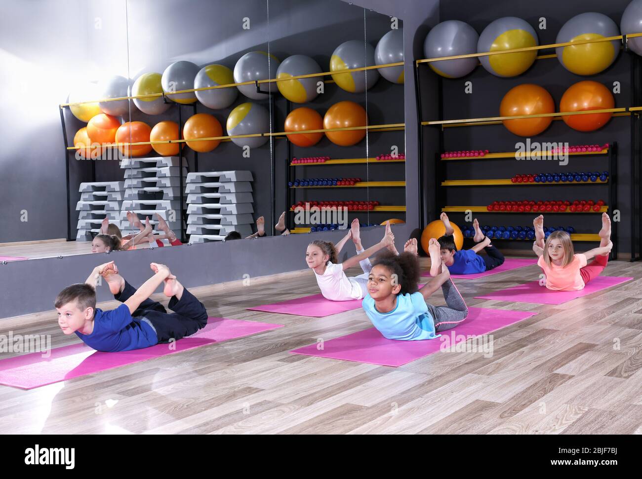 Children at physical education lesson in school gym Stock Photo - Alamy