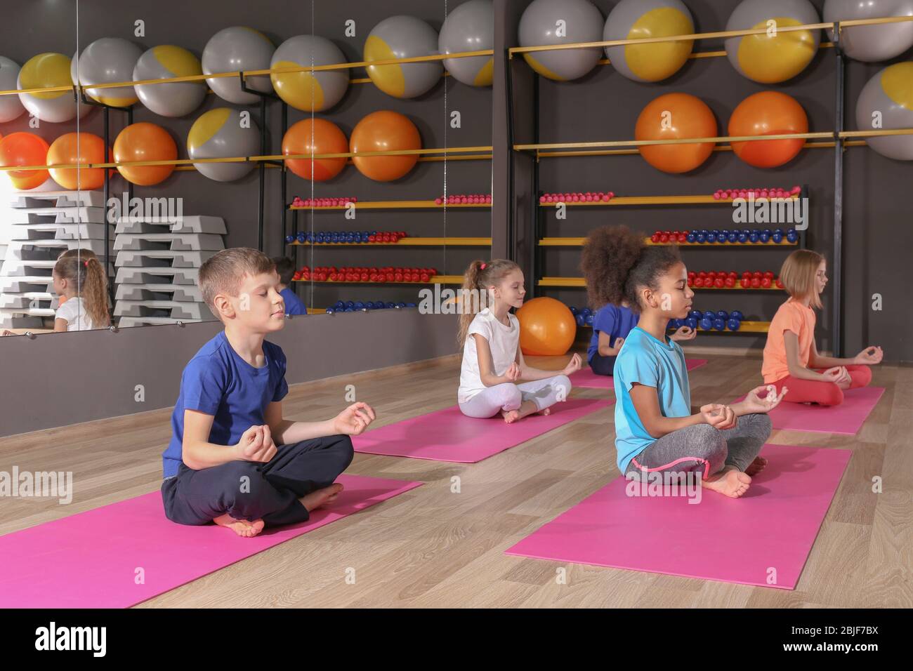 Children at physical education lesson in school gym Stock Photo - Alamy