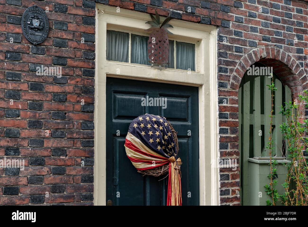 Colonial-era home at Elfreth's Alley in Old City Philadelphia ...