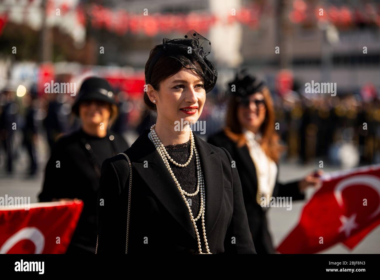 Modern turkish woman hi-res stock photography and images - Alamy