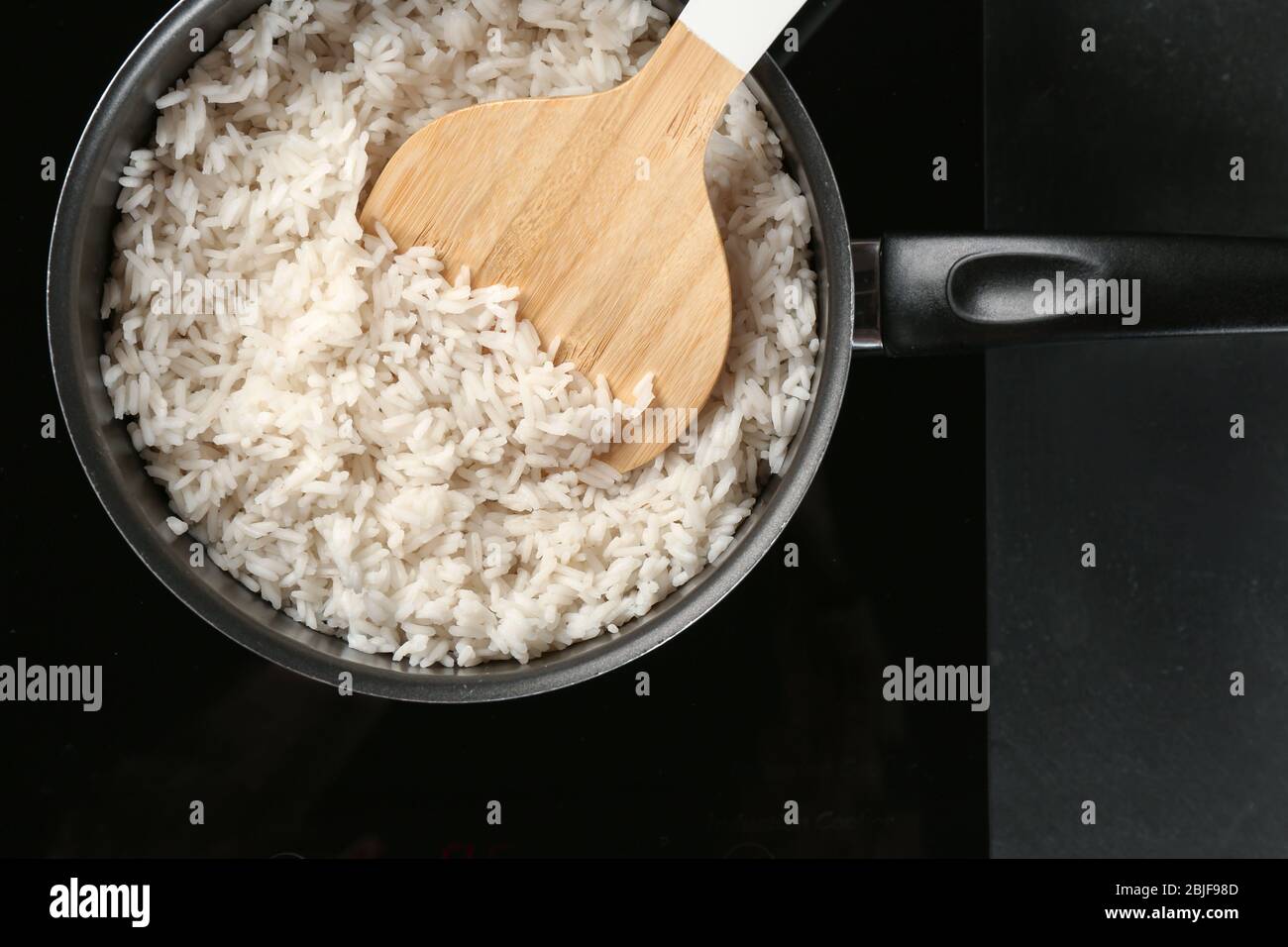 Rice white grain shovel spoon wooden cereal hi-res stock photography ...