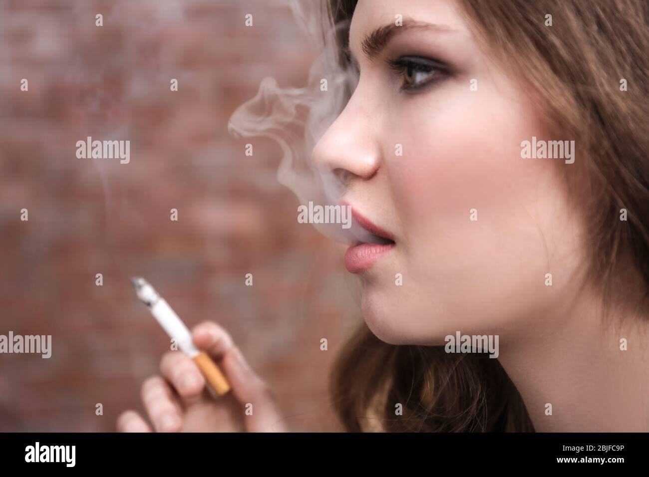 Beautiful womans attention hi-res stock photography and images - Alamy
