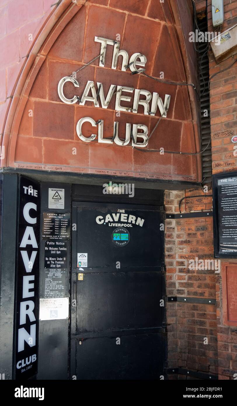 Closed landmark hi-res stock photography and images - Alamy