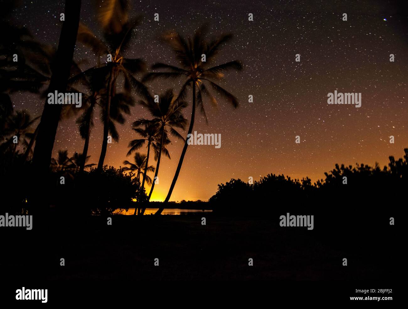 Hawaii night sky stars hi-res stock photography and images - Alamy
