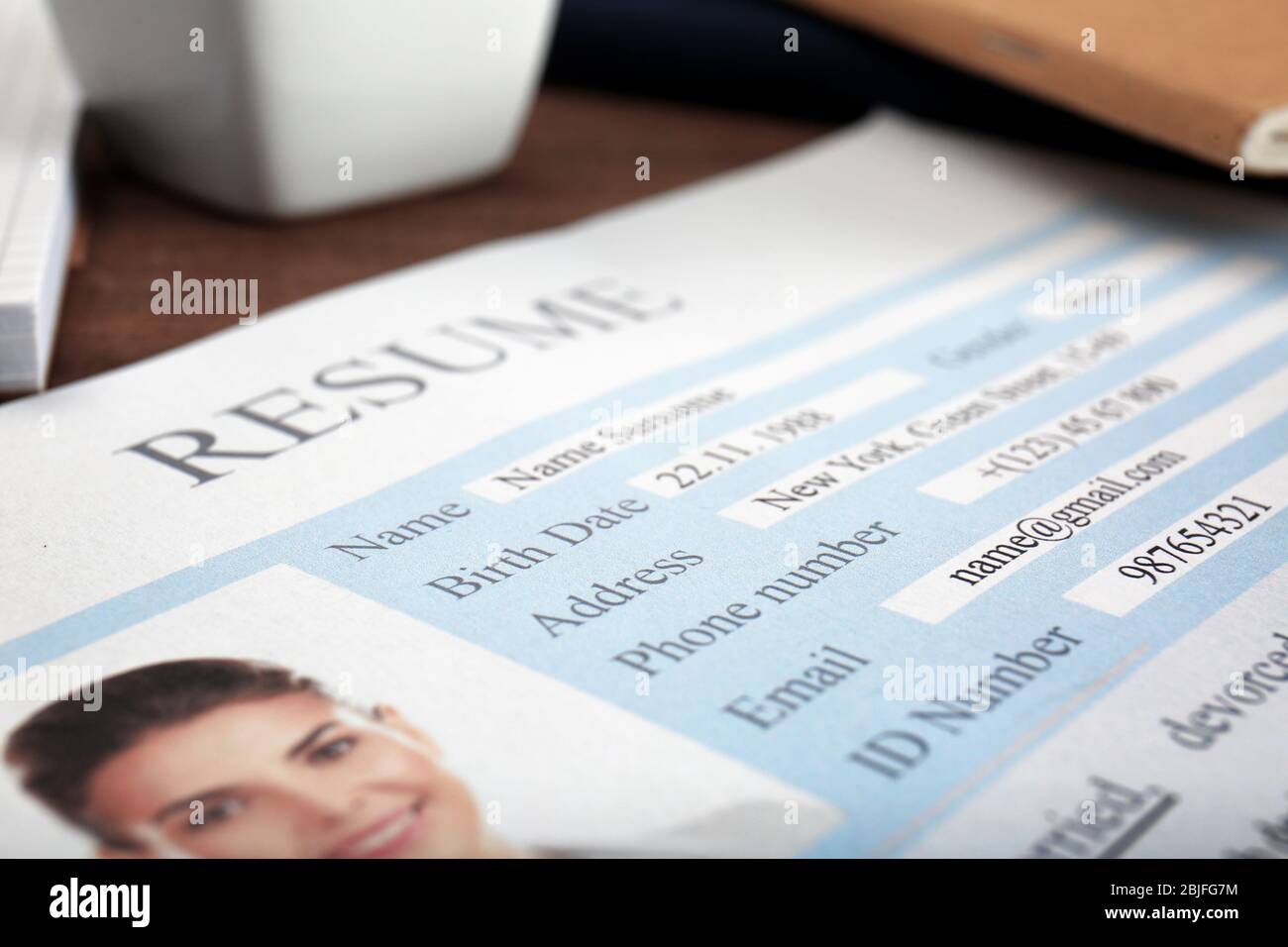 Resume form on table hi-res stock photography and images - Alamy