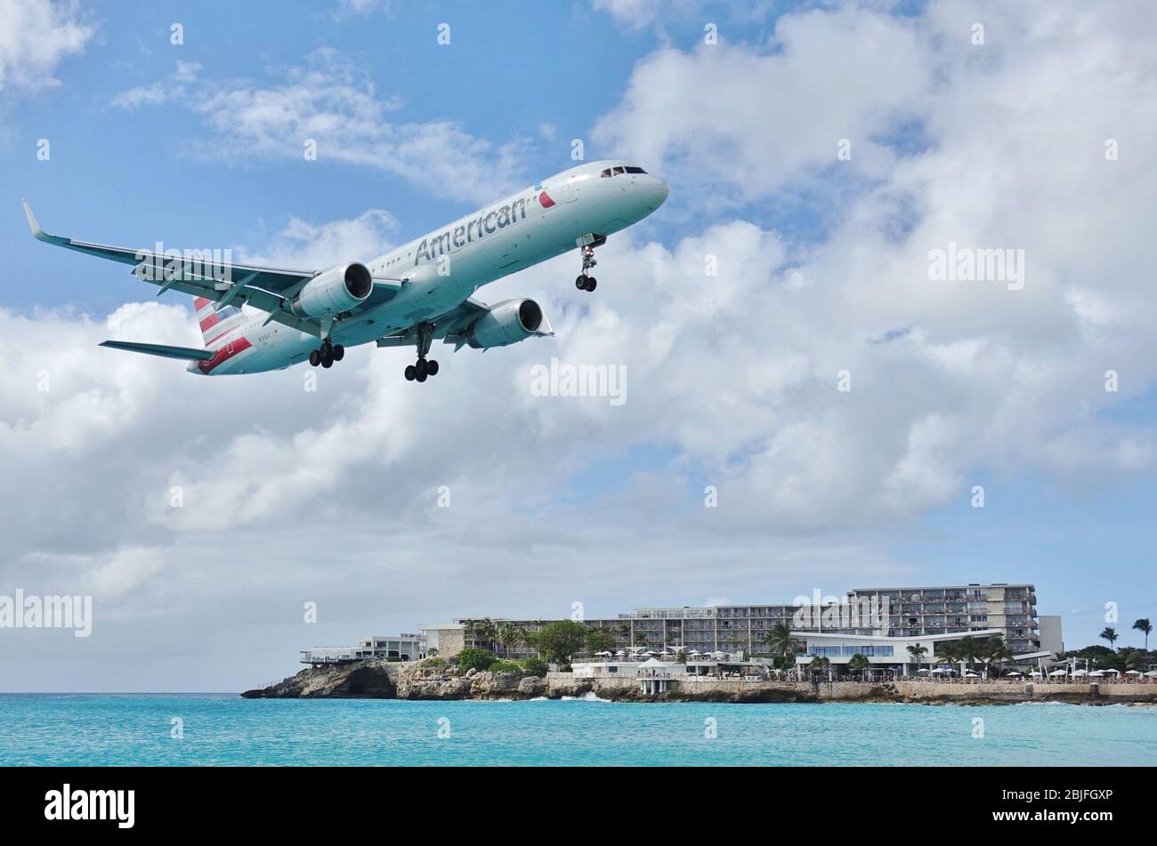 SAINT MARTIN, DUTCH ANTILLES -8 FEB 2020- A Boeing 757 plane from ...