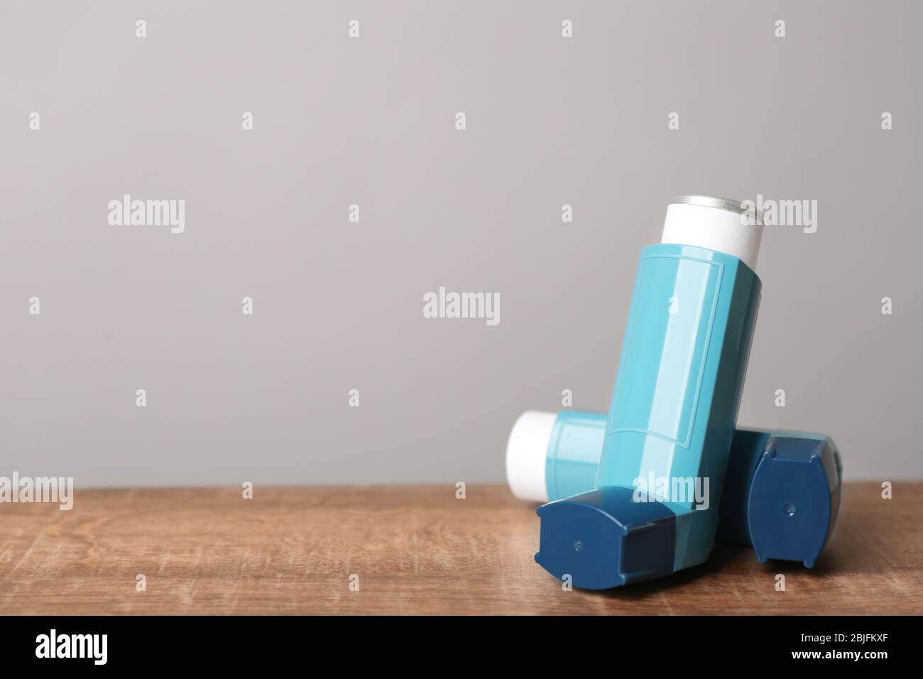 Inhalers and pharmacy hi-res stock photography and images - Alamy