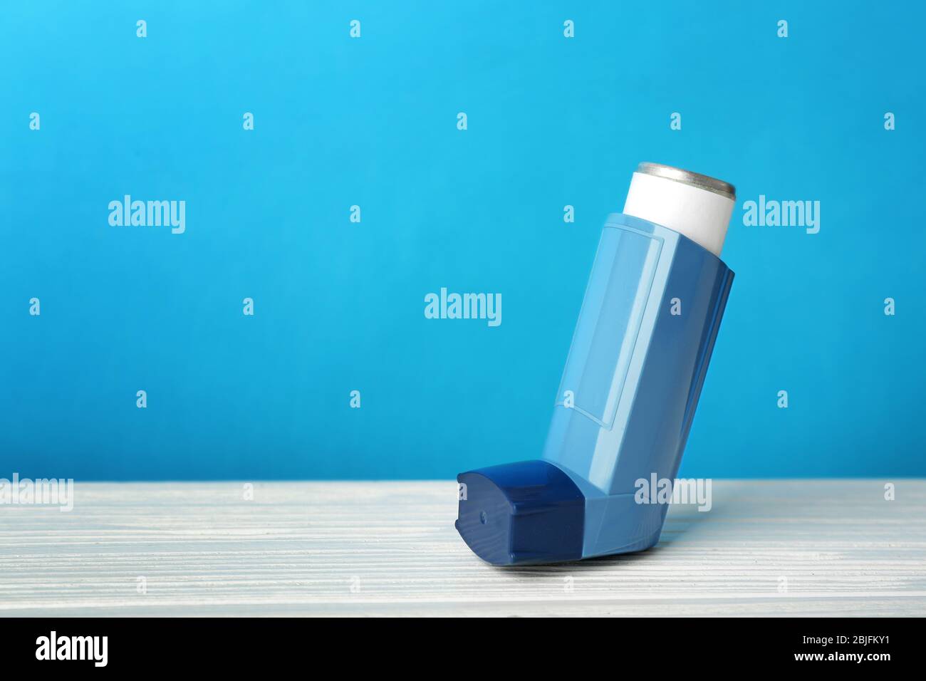 Asthma control inhaler hi-res stock photography and images - Alamy
